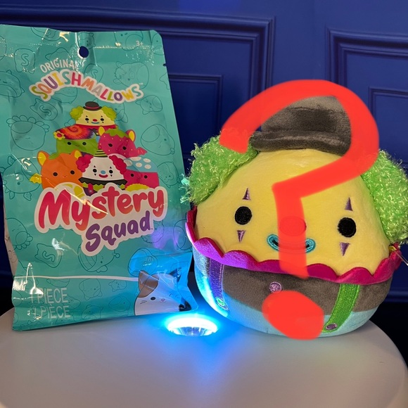 Squishmallows | Toys | Squishmallows 5 Mystery Squad Blacklight Series ...